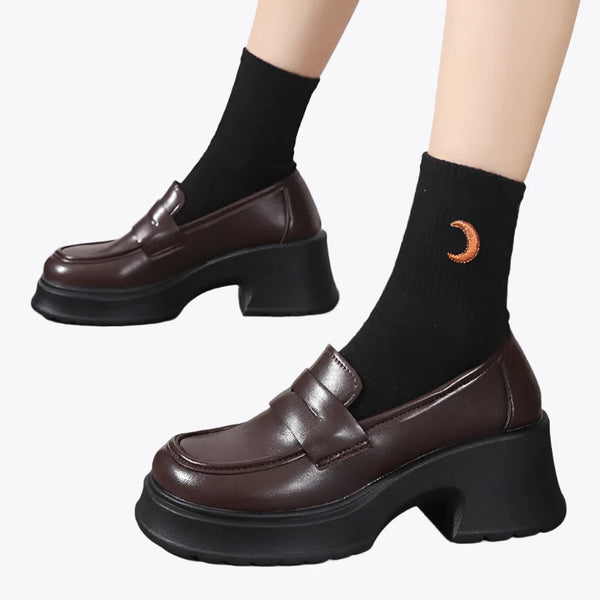 Uniform shoes store